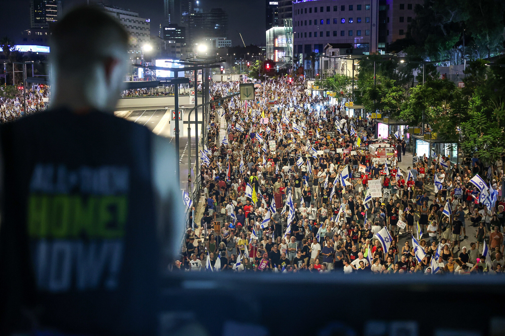 Ratusan Ribu Rakyat Israel Sertai Tunjuk Perasaan, Marah Cara Netanyahu ...